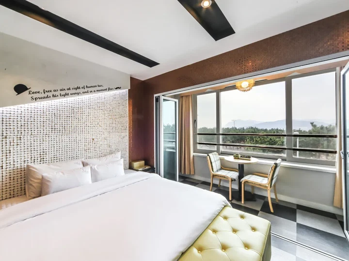 Busan Gangseo Sinhodong Hotel The One - Busan