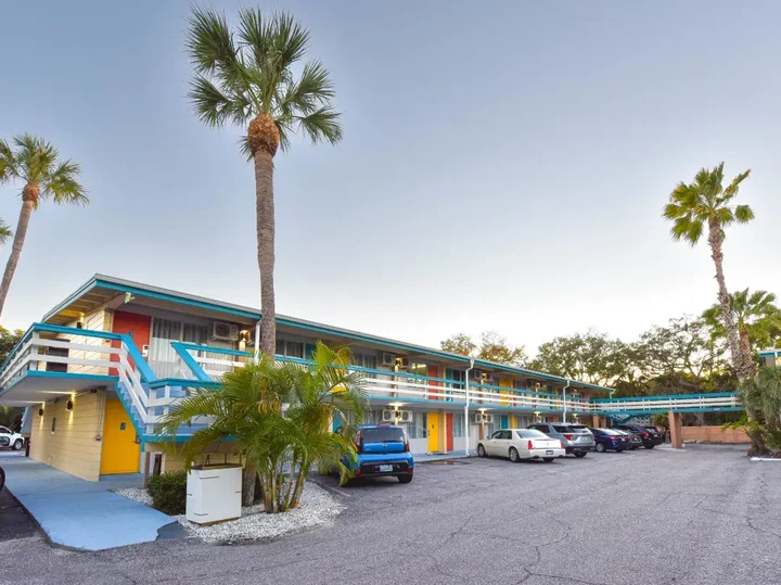 Golden Host Resort Sarasota - Sarasota, FL