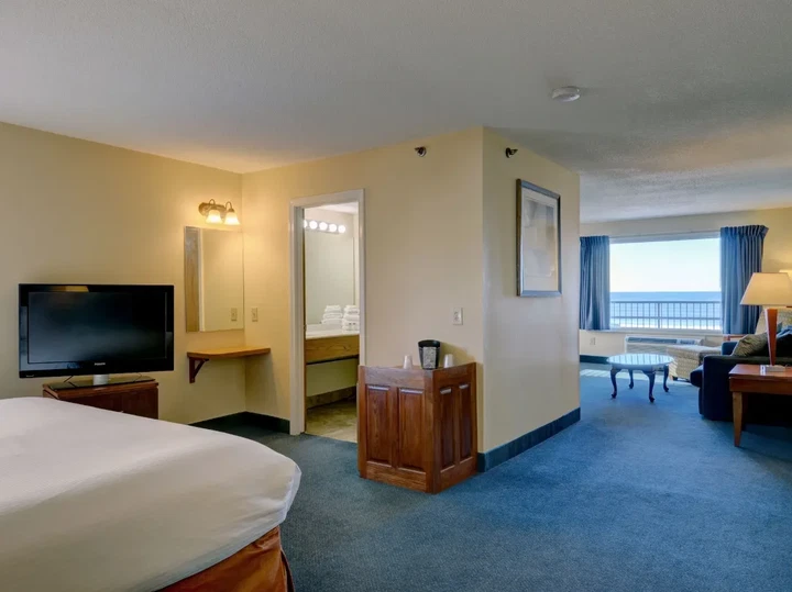 Hampton House Hotel - Hampton Beach, NH