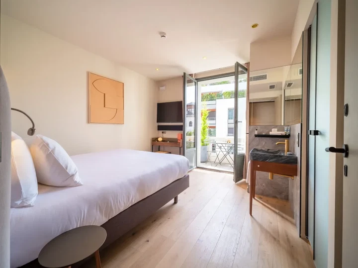 Hébé Hotel - Annecy-le-Vieux