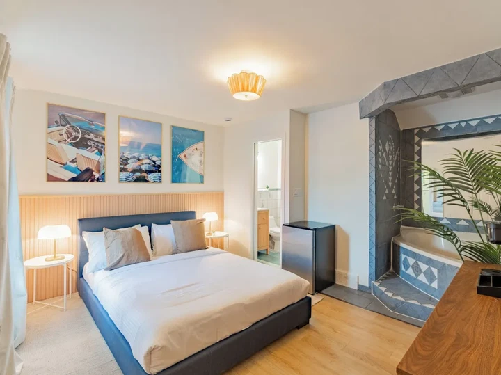 The Parkway Boutique Hotel By The Falls - Niagara Falls
