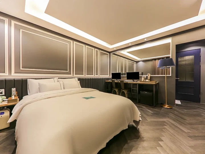 Cheongju Hotel In Cafe Terminal - Daejeon