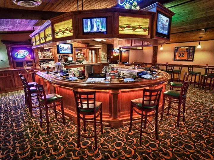 Lucky 7 Casino & Hotel - Brookings, OR