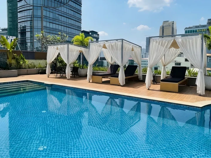 Clover Hotel Monivong - Phnôm Pênh
