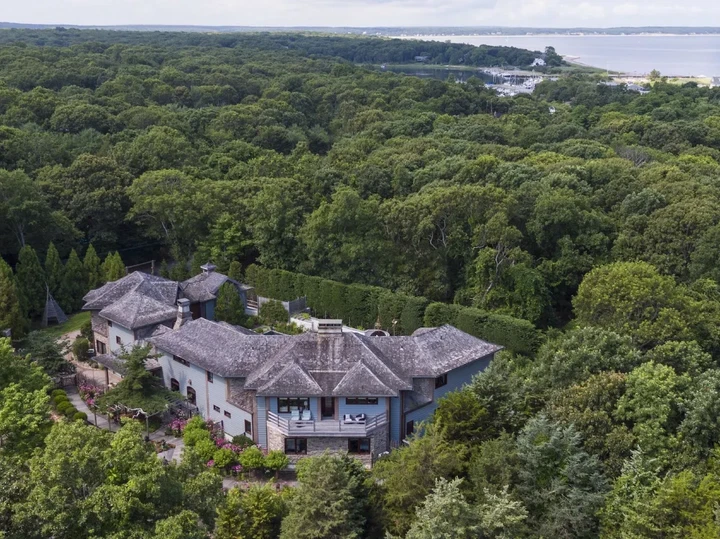 East Hampton Art House Bed And Breakfast - East Hampton, NY