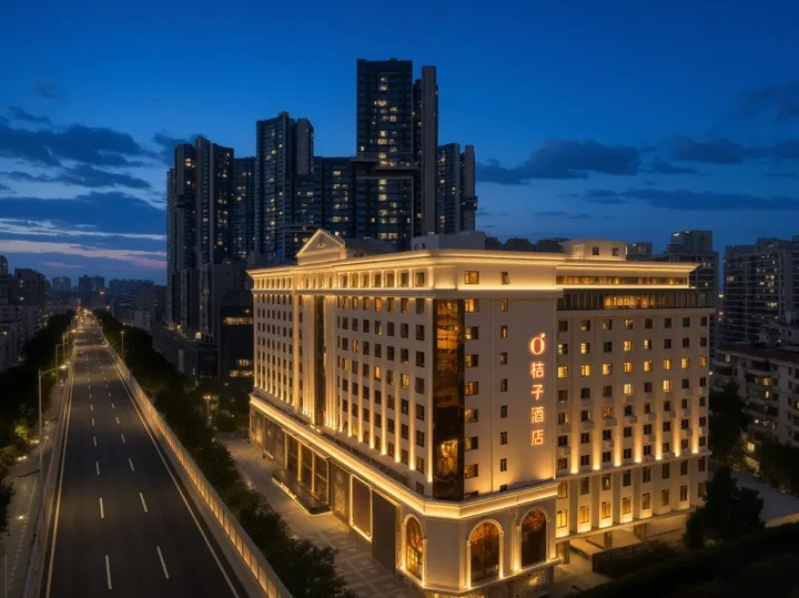 Orange Hotel -