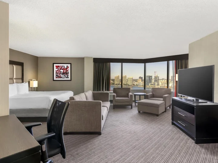 Best Western Plus Waterfront Hotel - Detroit