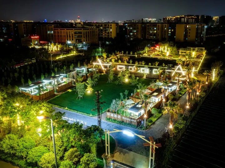 Lakeside Holiday Camp Homestay - Kunming