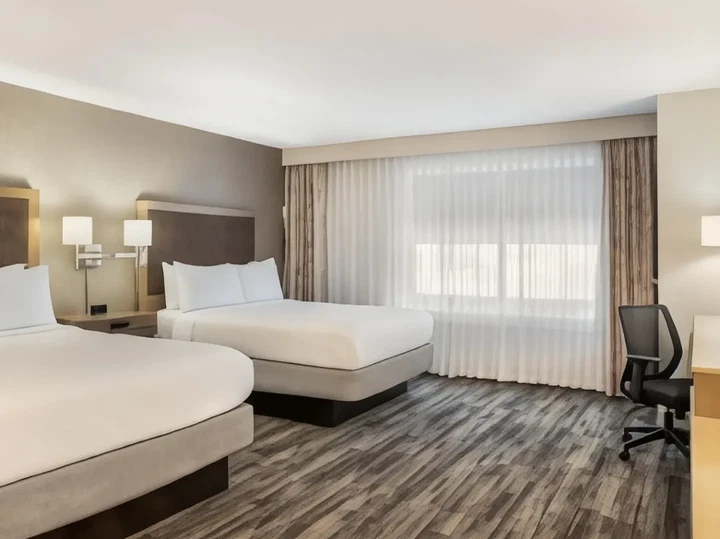 Ramada By Wyndham St. Paul Ab - Saint Paul