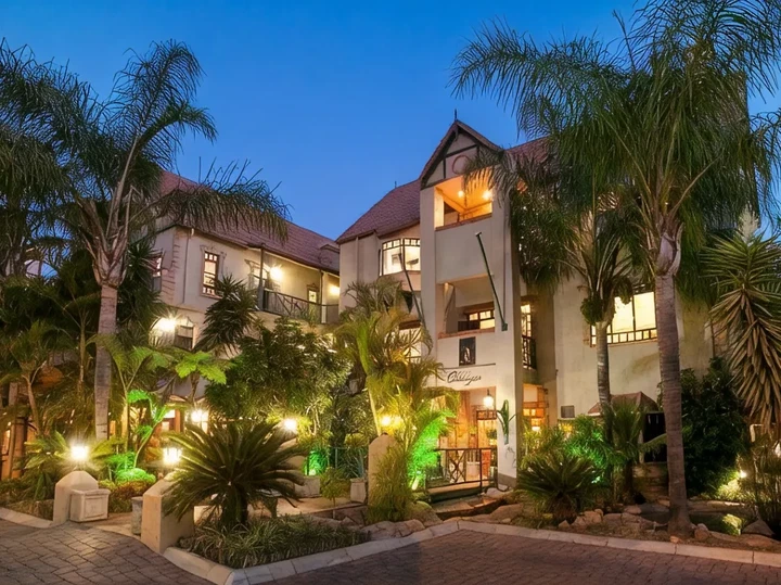 Court Classique Suite Hotel - 