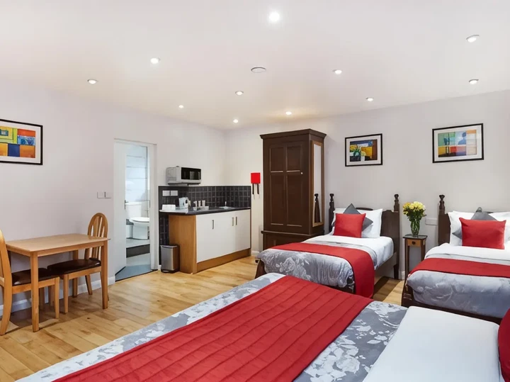 Conifers Guest House - Oxford