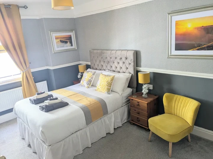 Sunnycroft Private Hotel - Wales