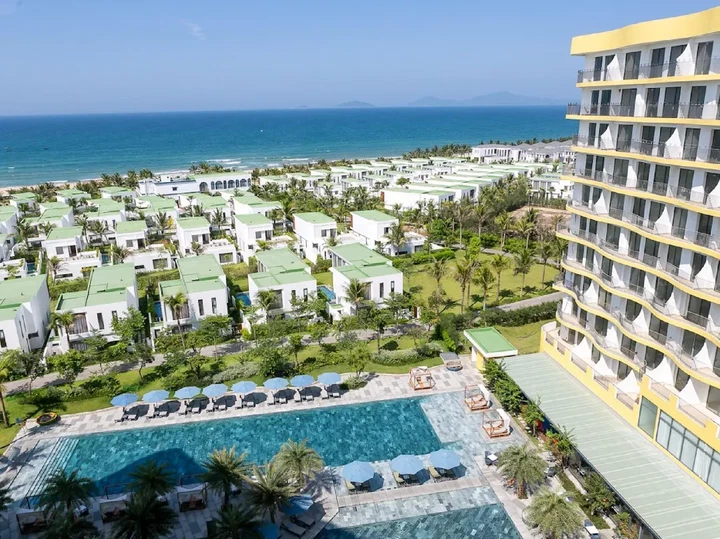 Mona Luxe Beachfront Resort Hoi An - ホイアン