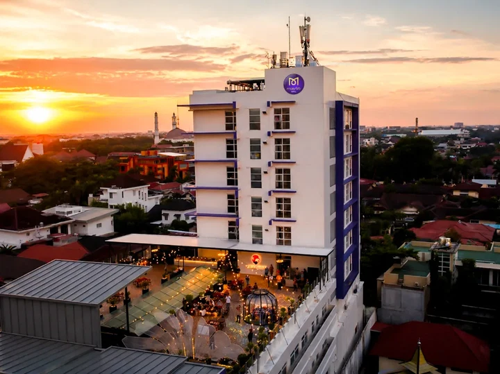 Maestro Hotel Pontianak - Pontianak