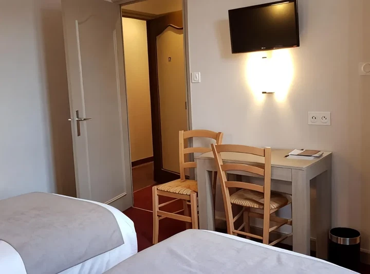 Hostellerie D'héloise Logis - Cluny