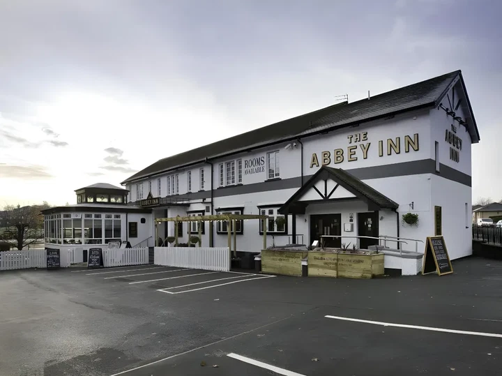 The Abbey Inn - Paisley