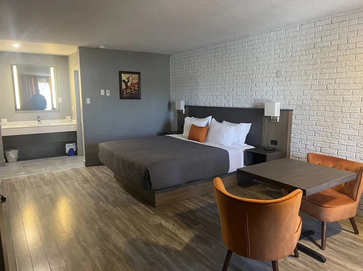 Complexe Dix80 - Mont-Laurier