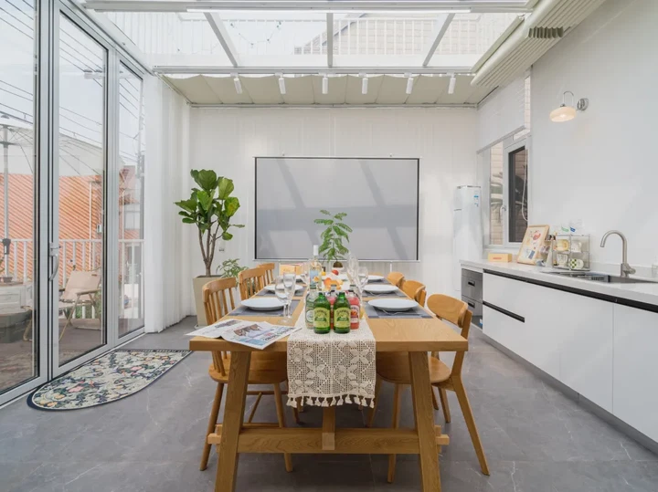 Lianlian Summer Boutique Homestay - Shanghai