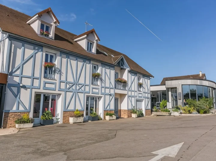Logis Hôtel Aux Maisons - Département Aube