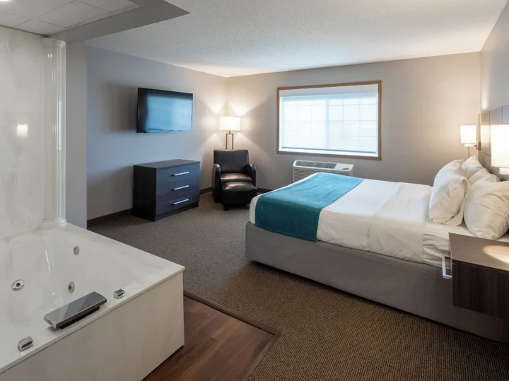 Paynesville Inn & Suites - Minnesota