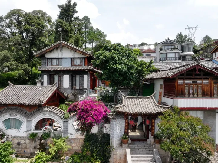 Yiyun Boutique Hostel - Lijiang