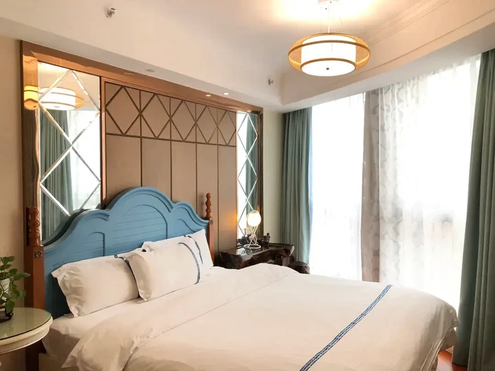 Fenghuang Impression Apartment - Hong Kong