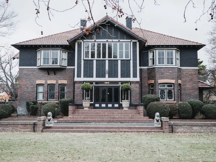 Lindsay House Country Hotel - Armidale