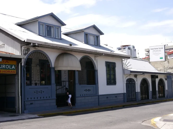 Hotel Santo Tomás - San José