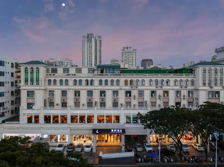 Lavender Hotel - 