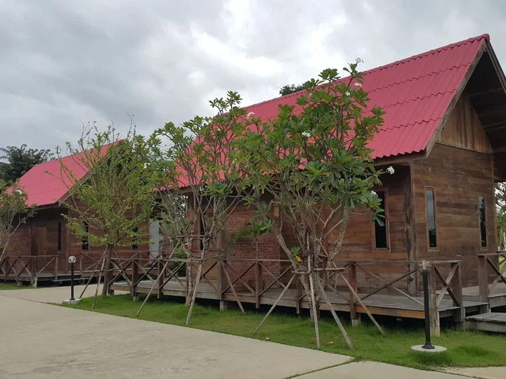 Ingaun Resort Kanchanaburi - Kanchanaburi