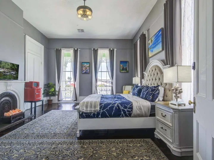 The George Manor - Galveston, TX