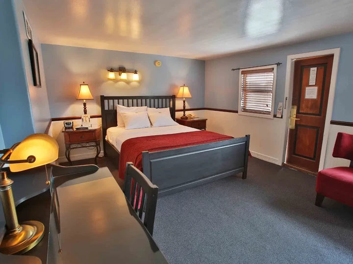 Delta King Hotel - Sacramento, CA