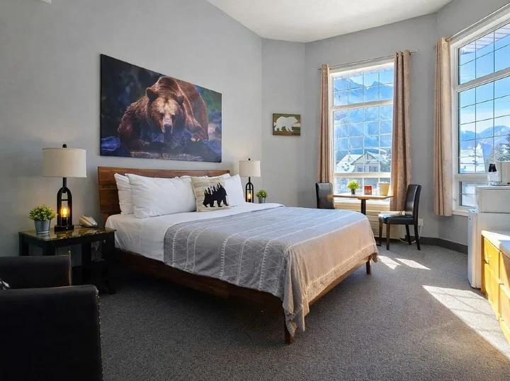 Mountain View Inn - Canmore