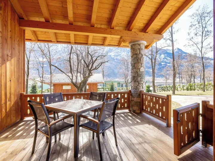 Lazy Bee Camping Village - Alpes