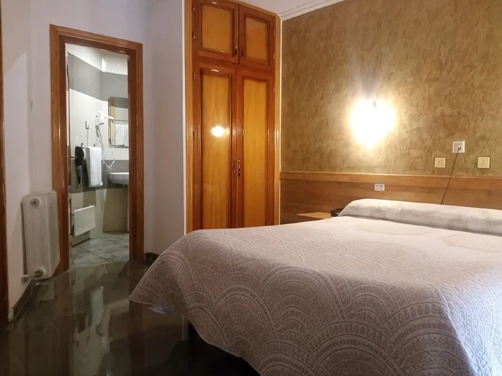 Hotel Nuevo Manolete - Lanjarón