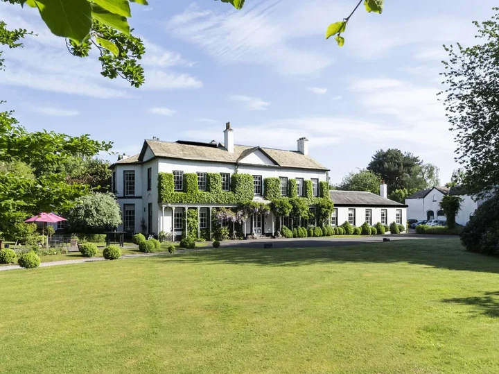 Statham Lodge Hotel - Warrington