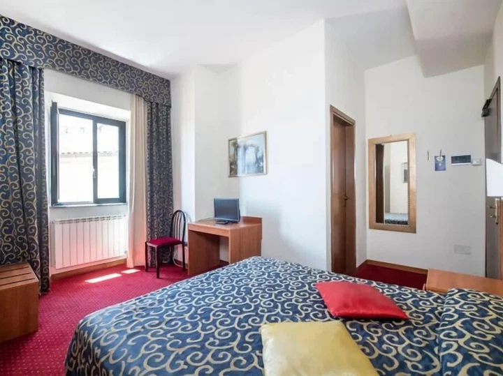 Hotel Italia & Lombardi - Montefiascone