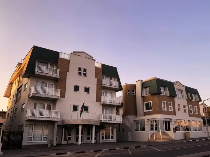 Artemis Hotel Swakopmund - Swakopmund