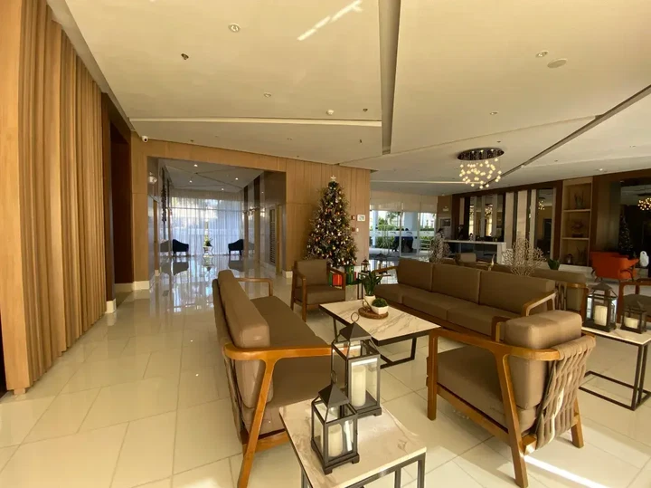 A Cozy 2 Bedroom Unit With A Parking At South Residences Sm Southmall 1206 - Parañaque