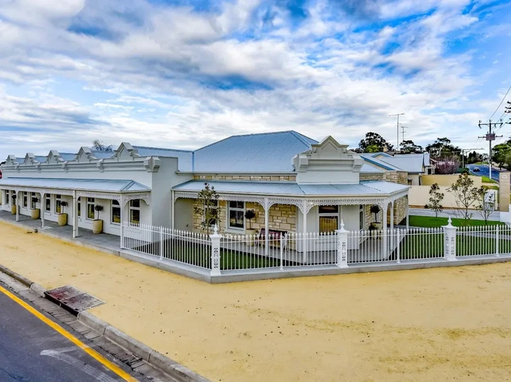 Aloha Central Luxury Accommodation - Murray River