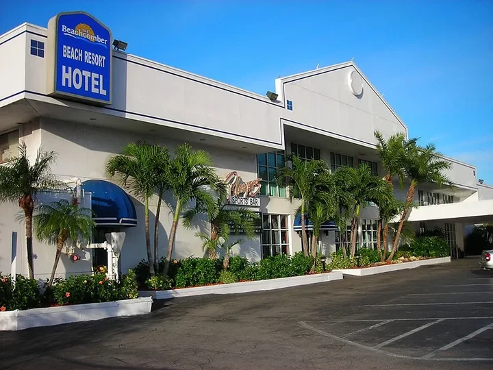 The Beachcomber Beach Resort Hotel - Treasure Island, FL