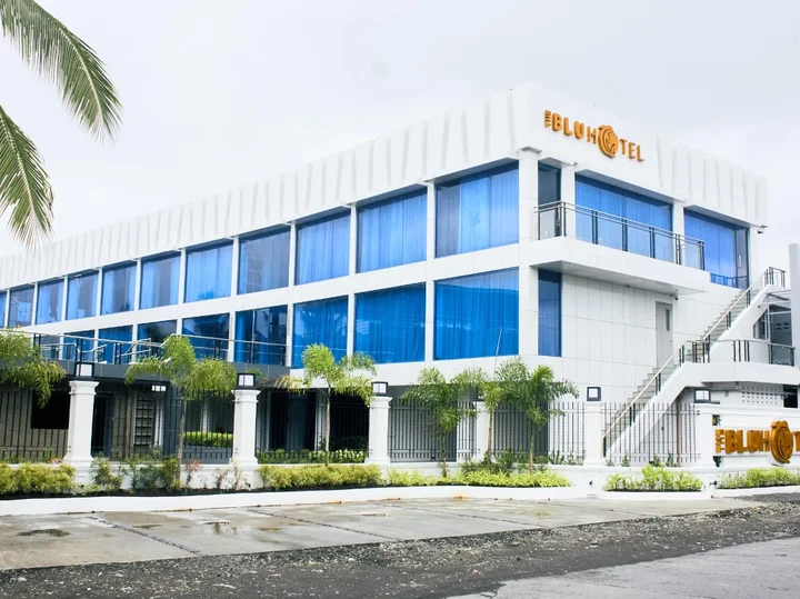 The Blu Hotel - Tabaco