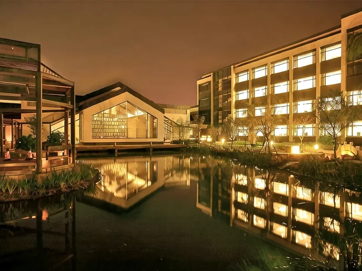 Ramada By Wyndham Suzhou Luzhi - 