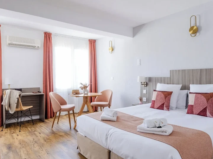Hôtel La Maison Des Croisades - Saint-Laurent-d'Aigouze