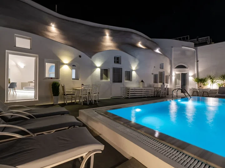 Cally Cave House - Santorini