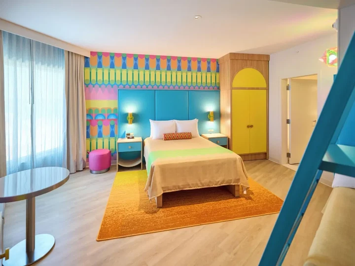 Universal Kids Resort Hotel - Frisco, TX