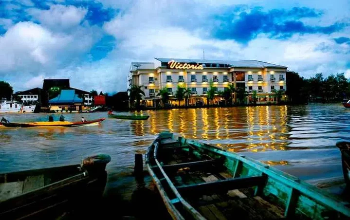 Hotel Victoria River View - Banjarmasin