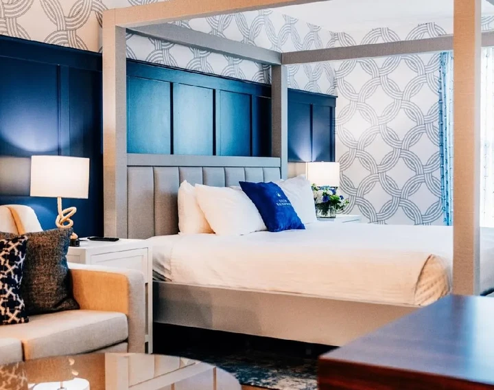 Salem Waterfront Hotel & Suites - Salem, MA