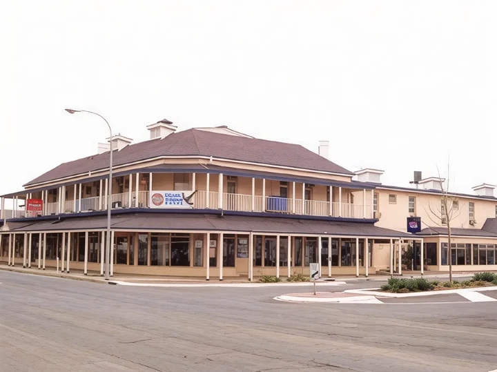Grand Tasman Hotel - Port Lincoln