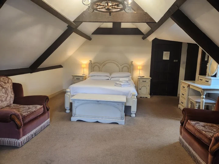 Langley Inn - Bristol